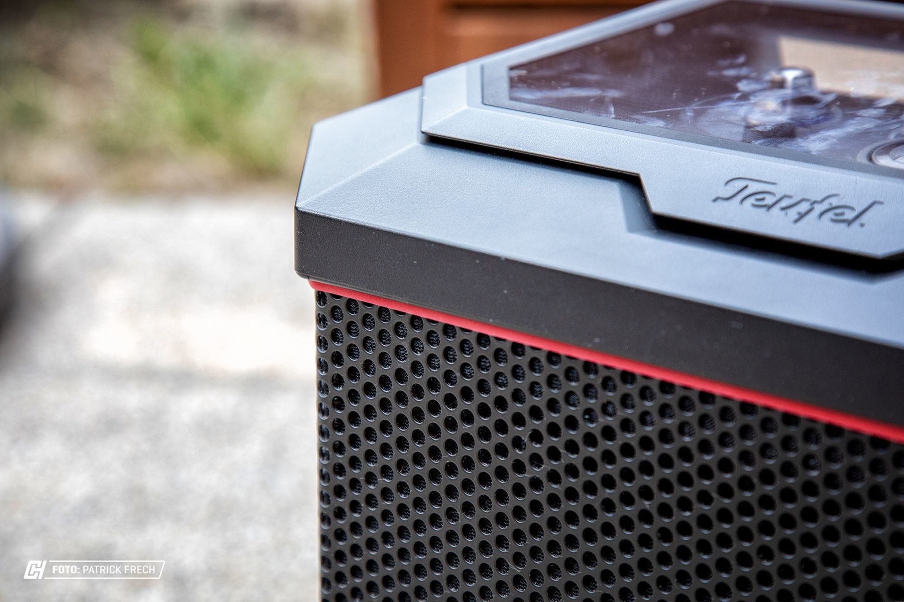 Teufel Rockster Air Im Test - Mehr Druck